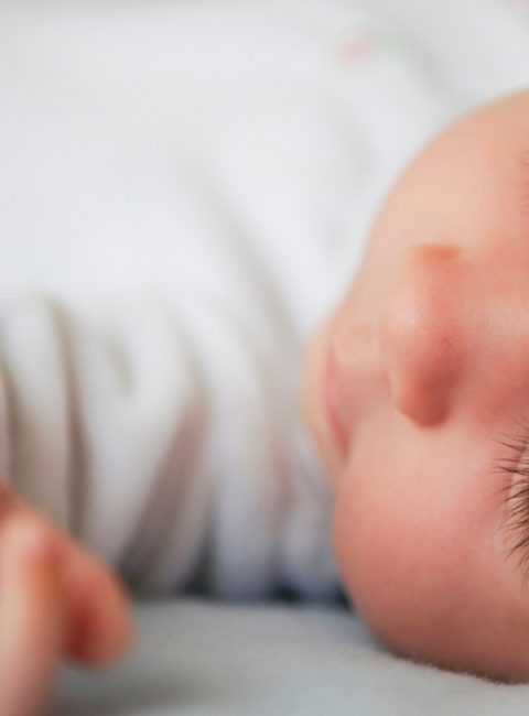Détecter l'ovulation et tomber enceinte : Examen de la glaire cervicale